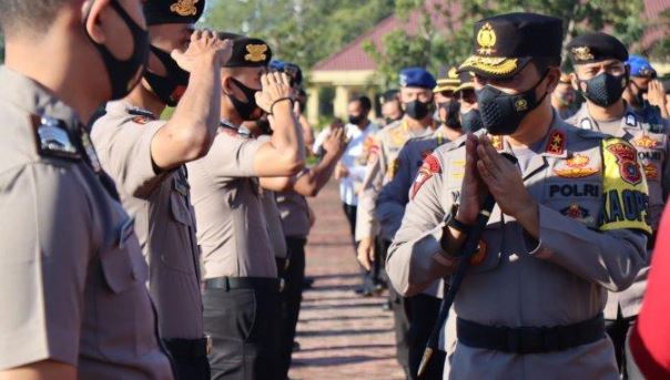 Kapolda Aceh Pimpin Upacara Kenaikan Pangkat Personel | TRIBRATA NEWS