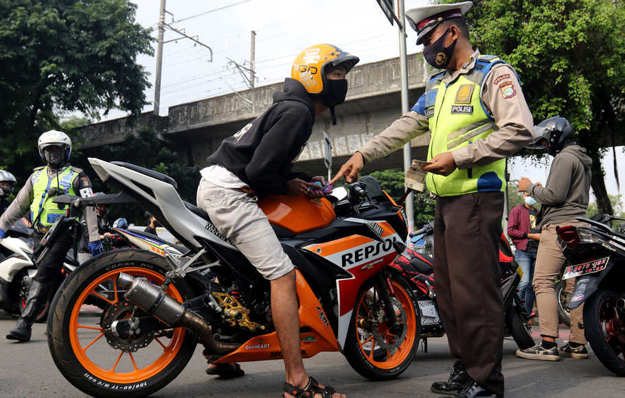 Polda Metro Jaya Sita Puluhan Sepeda Motor Berknalpot Bising