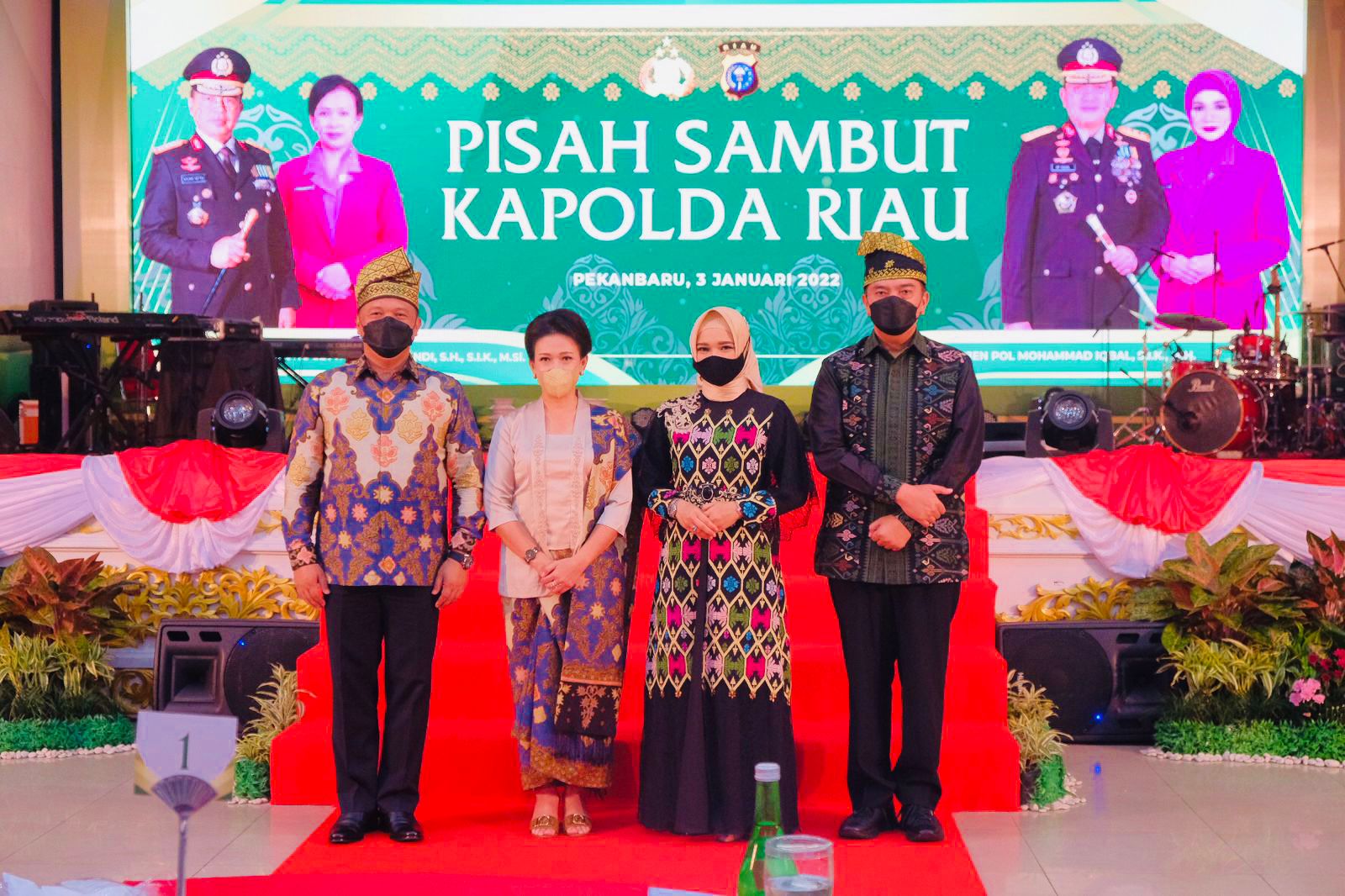 Malam Pisah Sambut Kapolda Riau, Berterimakasih Keteladanan Dan Cinta ... Malam Pisah Sambut Kapolda Riau, Berterimakasih Keteladanan Dan Cinta ...