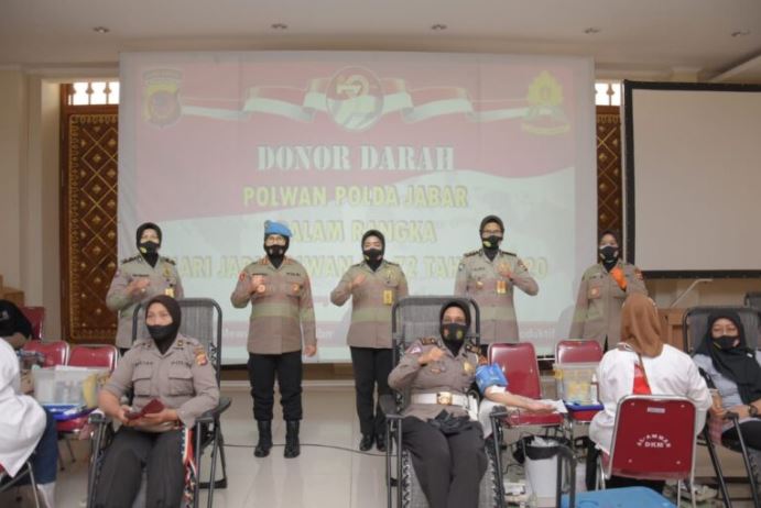 Sambut Hari Jadi Polwan Ke-72, Polwan Polda Jabar Gelar Dono