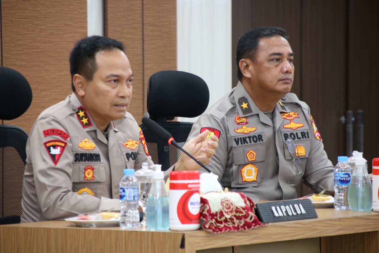 Divisi Hukum Polri Gelar Penyuluhan Hukum di Polda Kalbar Divisi Hukum Polri Gelar Penyuluhan Hukum di Polda Kalbar