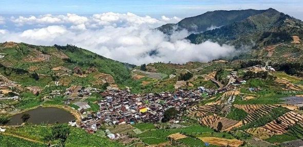 Keindahan 4 Desa Dijuluki Negeri di Atas Awan di Indonesia y Keindahan 4 Desa Dijuluki Negeri di Atas Awan di Indonesia y