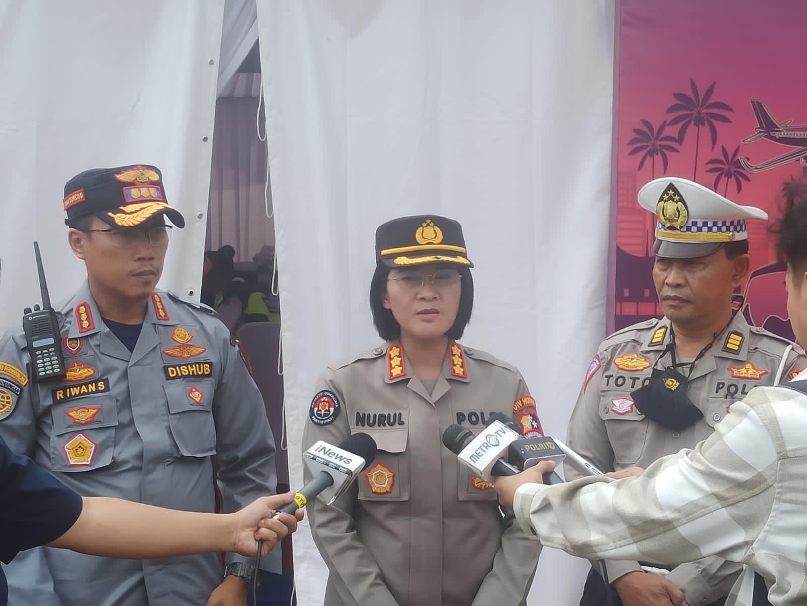 Jelang Natal H-2, Pantauan Polri dari Udara: Tol Cipali Rama Jelang Natal H-2, Pantauan Polri dari Udara: Tol Cipali Rama