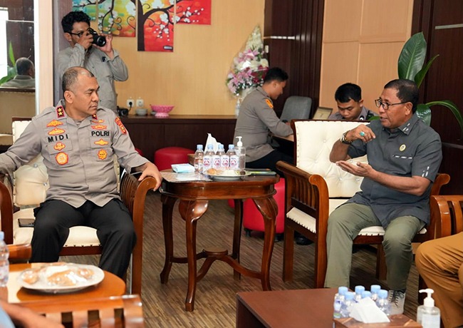 Asprov PSSI Malut Temui Kapolda, Ada Apa? Asprov PSSI Malut Temui Kapolda, Ada Apa?