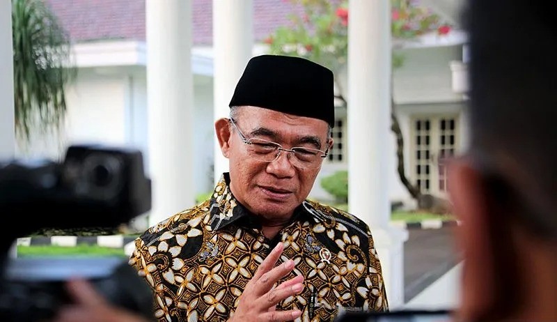 Menko PMK Ingatkan Orang Tua Tak Curang saat PPDB Menko PMK Ingatkan Orang Tua Tak Curang saat PPDB