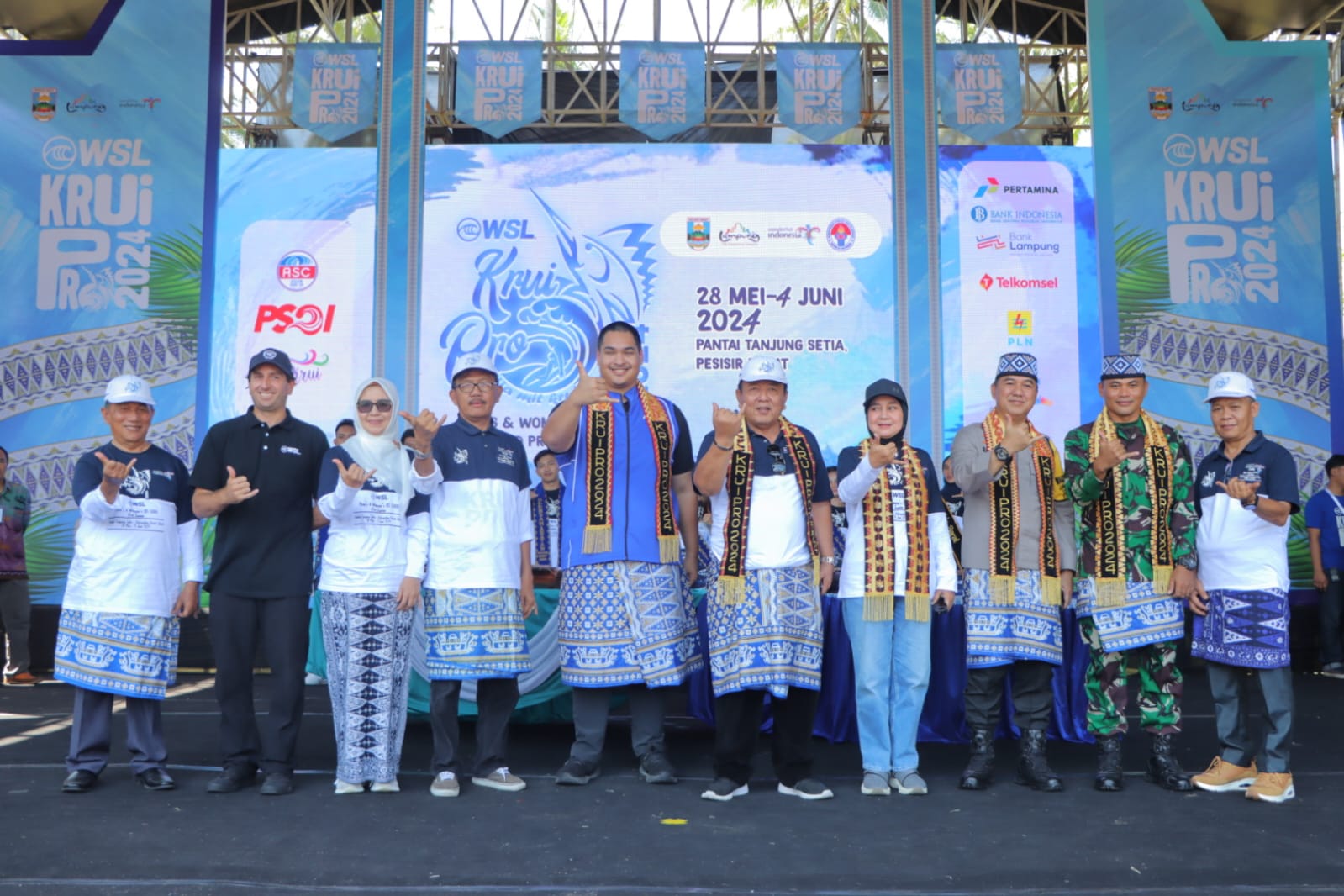 WSL Krui Pro 2024 Dibuka, Wakapolda Tekankan Personel Beri P WSL Krui Pro 2024 Dibuka, Wakapolda Tekankan Personel Beri P