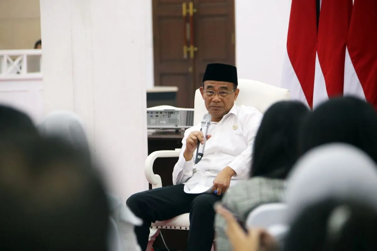 Menko PMK: Bansos Tak Lagi Diberikan dalam Bentuk Fisik Menko PMK: Bansos Tak Lagi Diberikan dalam Bentuk Fisik
