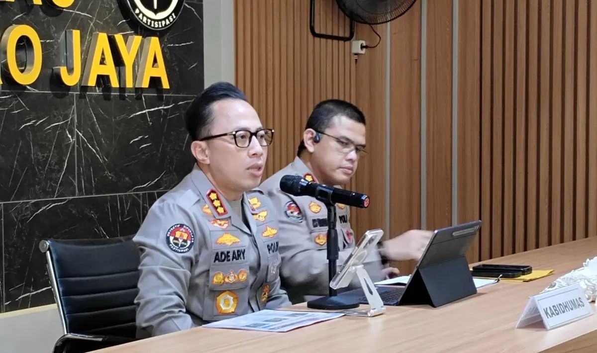 Polisi Selidiki Perusakan Mobil Oleh Massa Demo