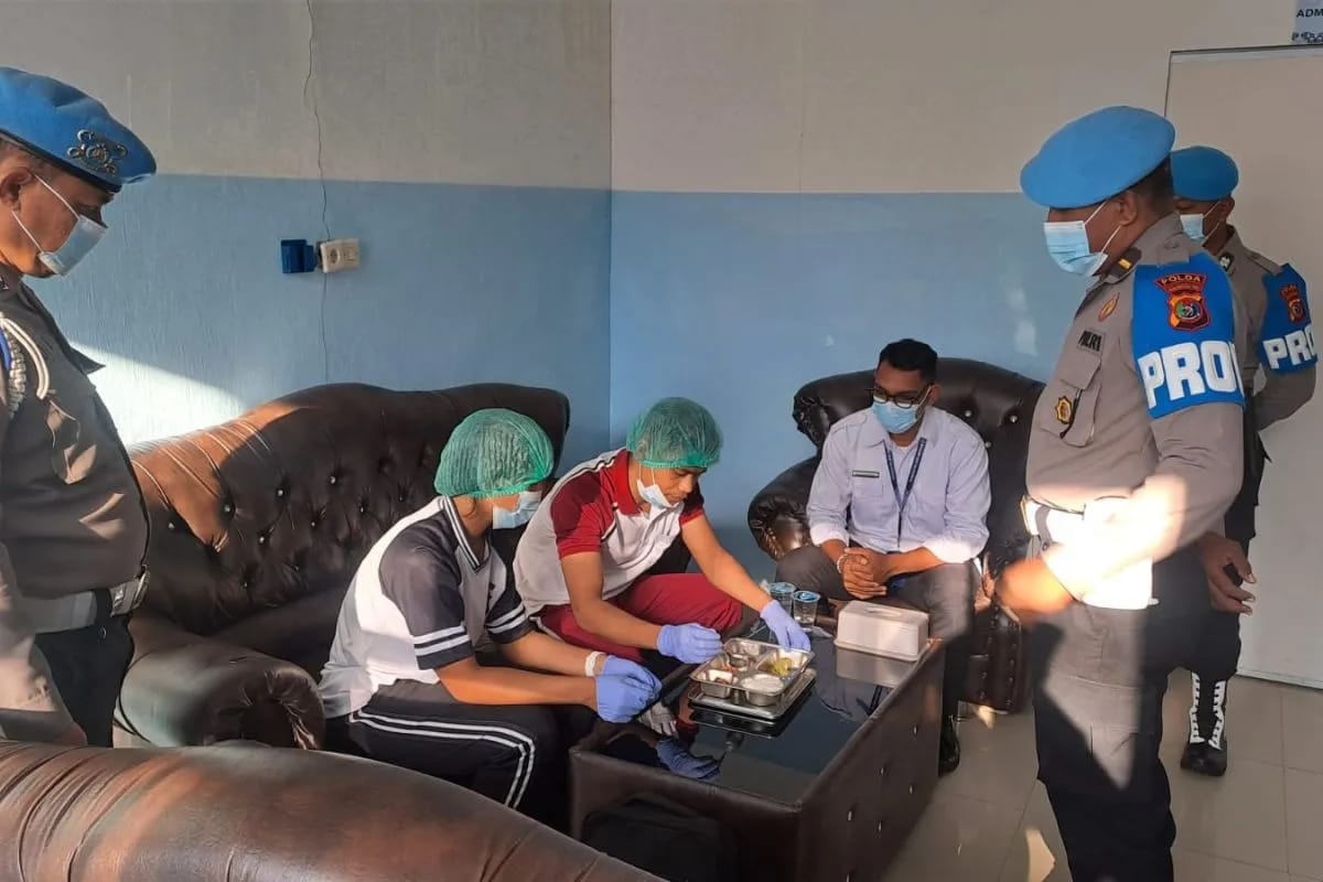 Polda NTT Awasi dan Cek Rutin Menu MBG di Seluruh Dapur SPPG