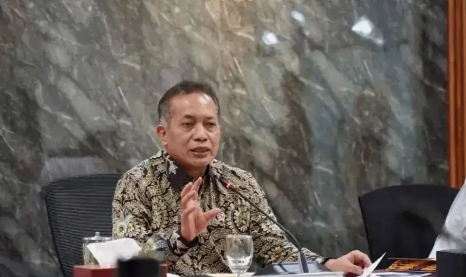 Menteri Ferry Juliantono Mendorong Karang Taruna Jadi Pengge